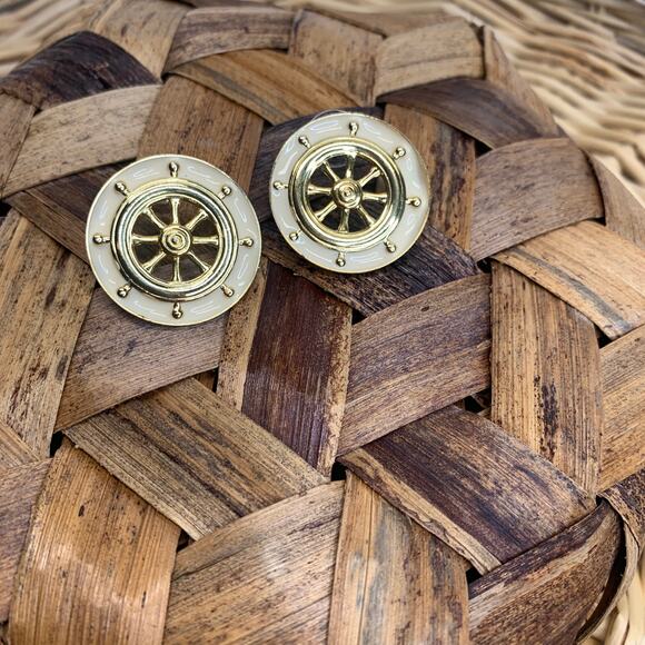 Vintage | Jewelry | Vintage Nautical Ships Wheel Helm Gold Cream ...